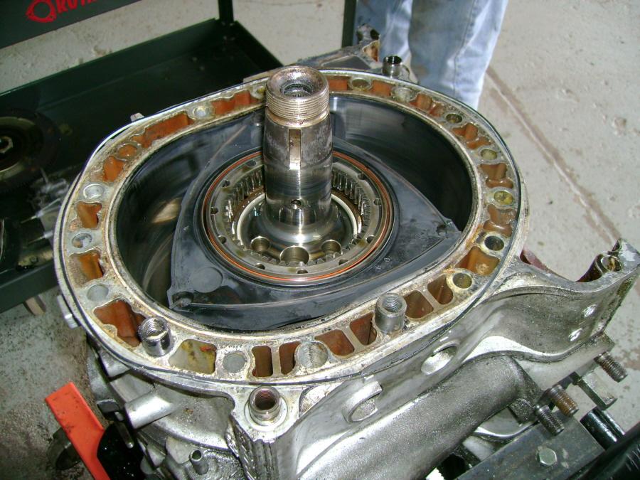 Banzai Racing (Guerra RX-7 Engine Breakdown)