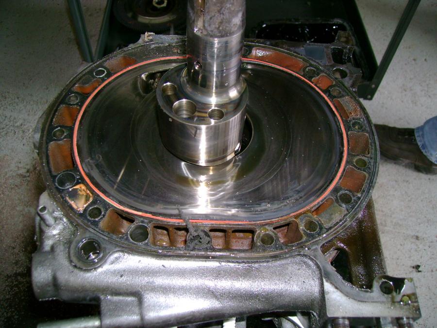 Banzai Racing (Guerra RX-7 Engine Breakdown)