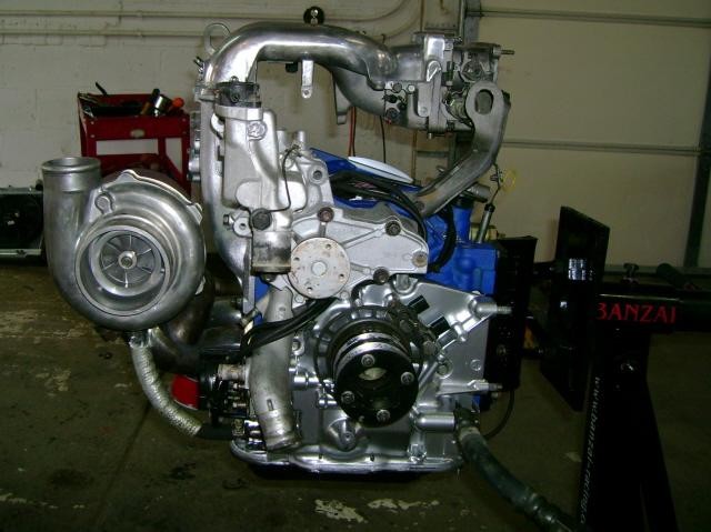 Banzai Racing Salmonowicz RX-7 Engine Installation)